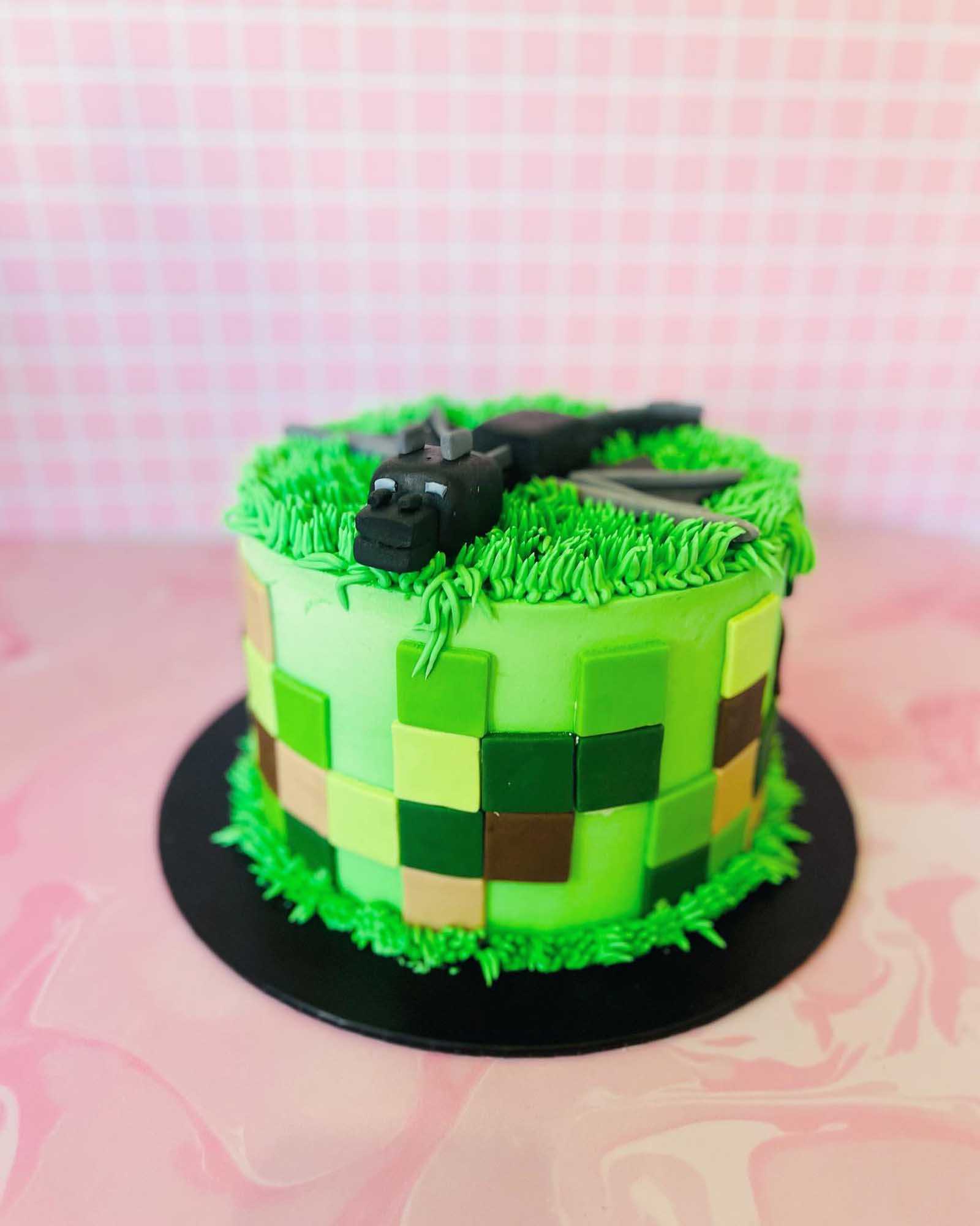 Minecraft Ender Dragon Cake